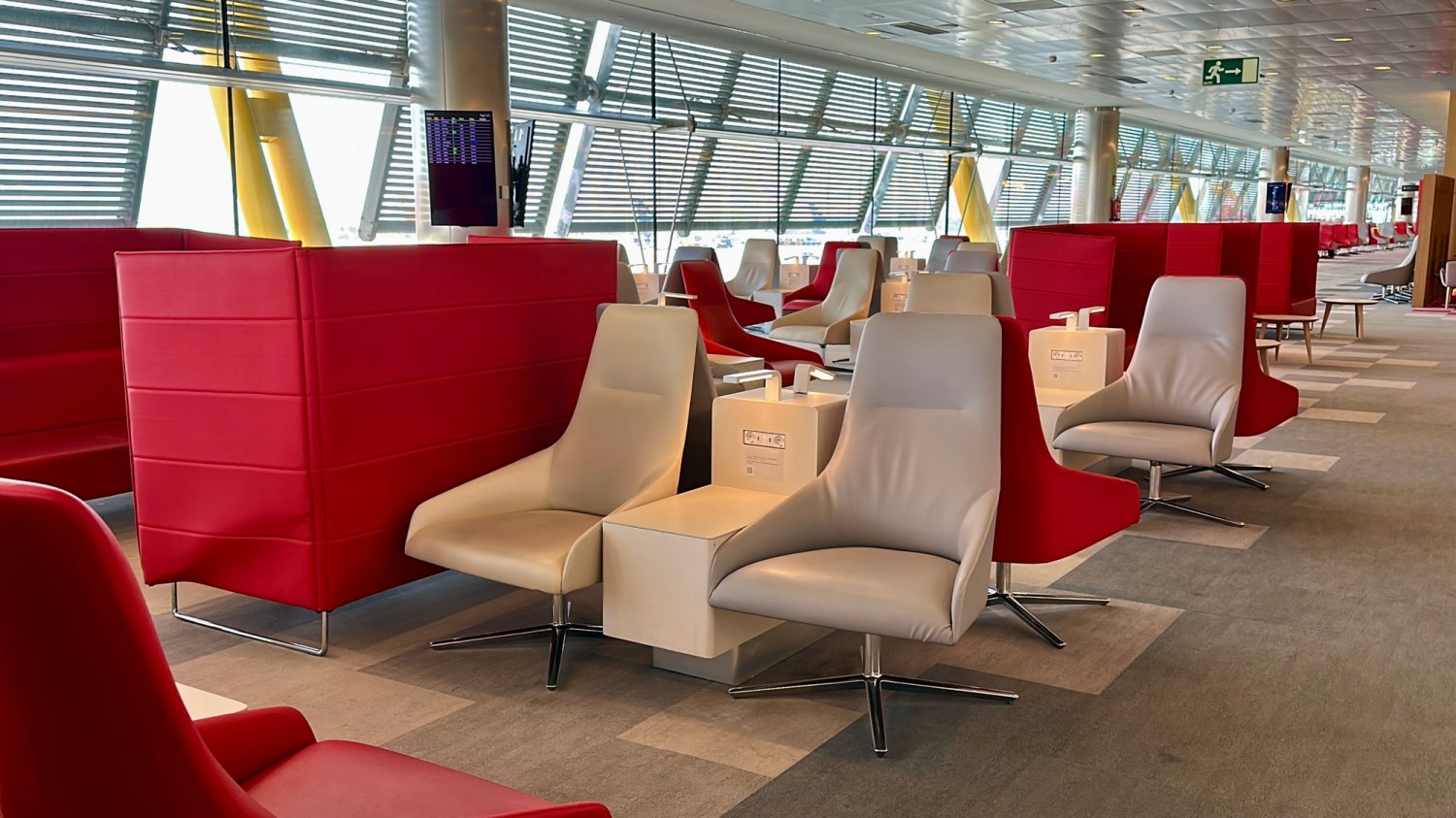 Iberia New Business Class Airbus A350-900 | Madrid to New York ...